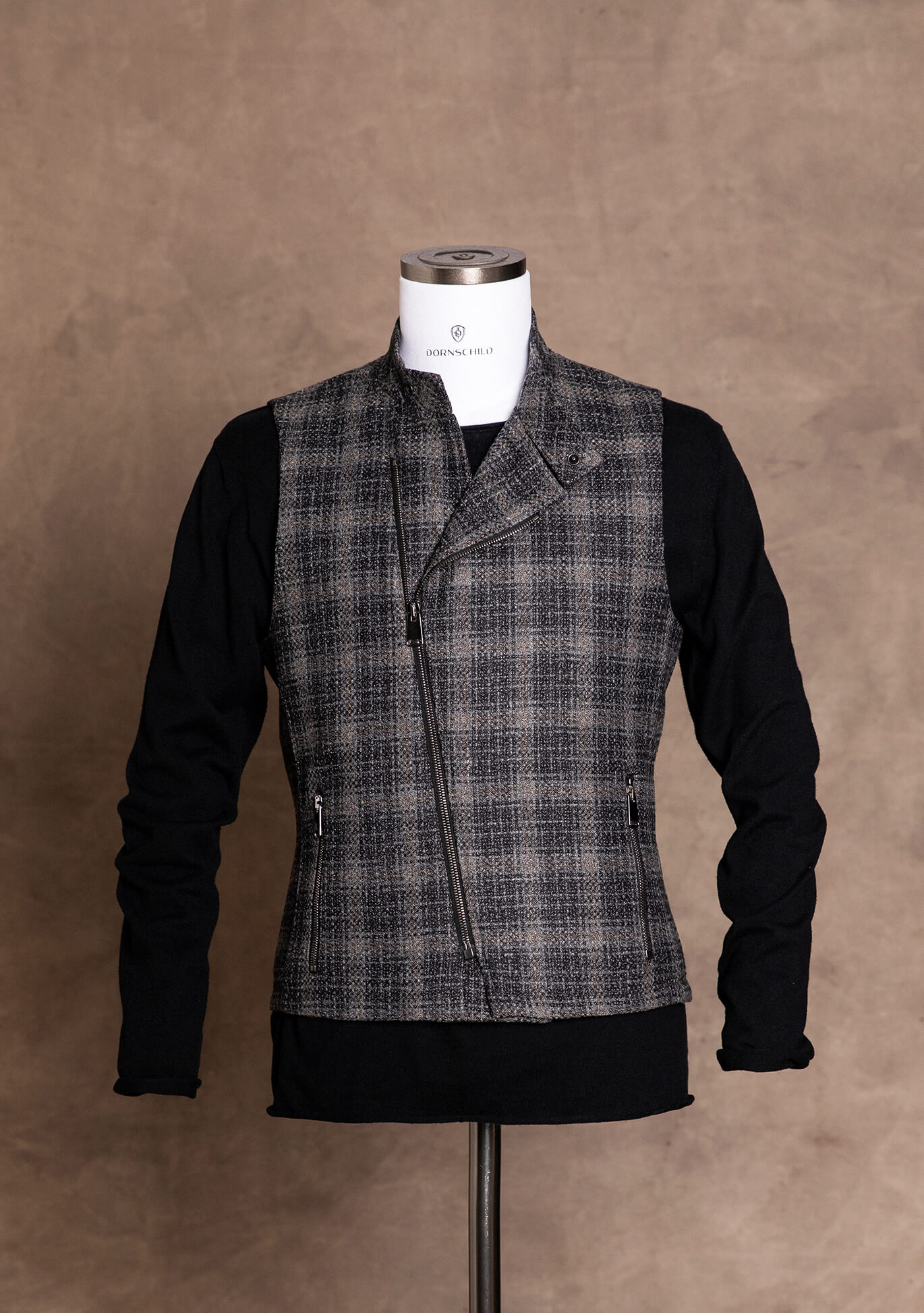 Unique vest designs and perfect cuts: Discover DORNSCHILD